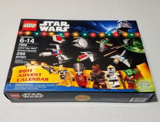 LEGO 2011 Star Wars Advent Calendar Set 7958 Santa Yoda | #9264300