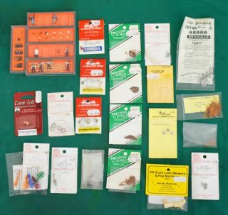 Over 15 Assorted Detail Parts HO Scale S25XP8 | #33862030