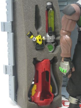 GI Joe Sigma 6 Action Figure Heavy Duty W Weapons & Crate V2 2006 ...